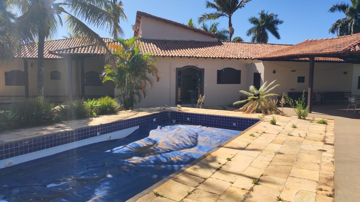 Casa Condominio à venda com 4 quartos no Park Way, Brasília - R$ 1.800. ...