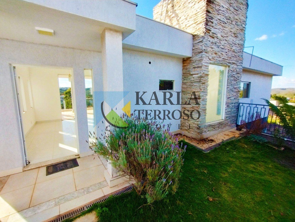 Casa Condominio para aluguel com 3 quartos no Jardim Botânico, Brasília ...