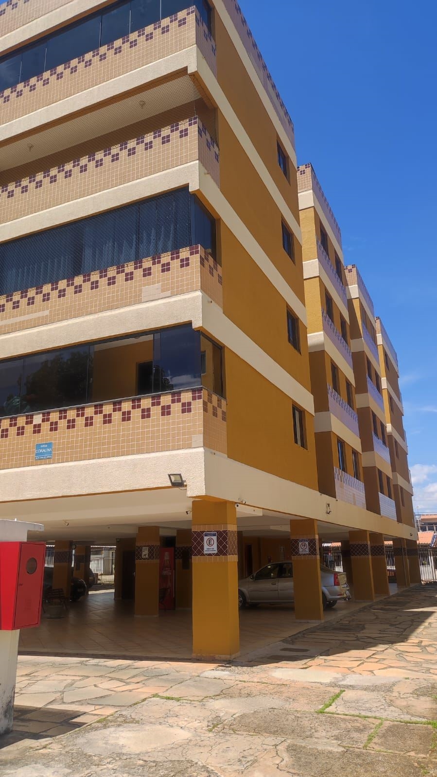 Apartamento para aluguel com 3 quartos em Samambaia Nort - DFimoveis.com
