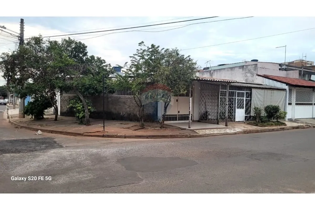 Casa à venda com 3 quartos em Samambaia Sul, Samambaia - - DFimoveis.com